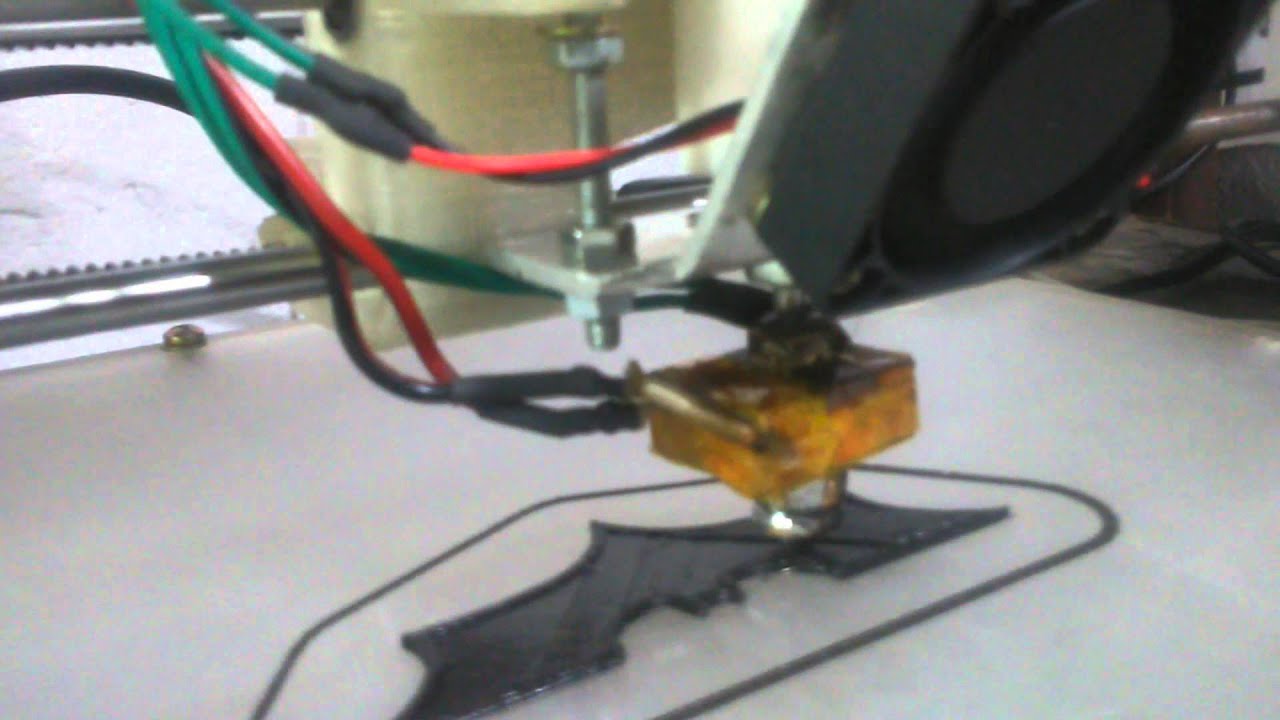 Primeira impressão 3d da minha reprap - YouTube