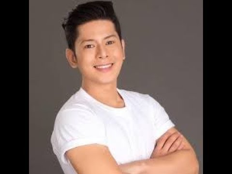 Joseph Bitangcol hinalikan ng isang tagahanga - YouTube