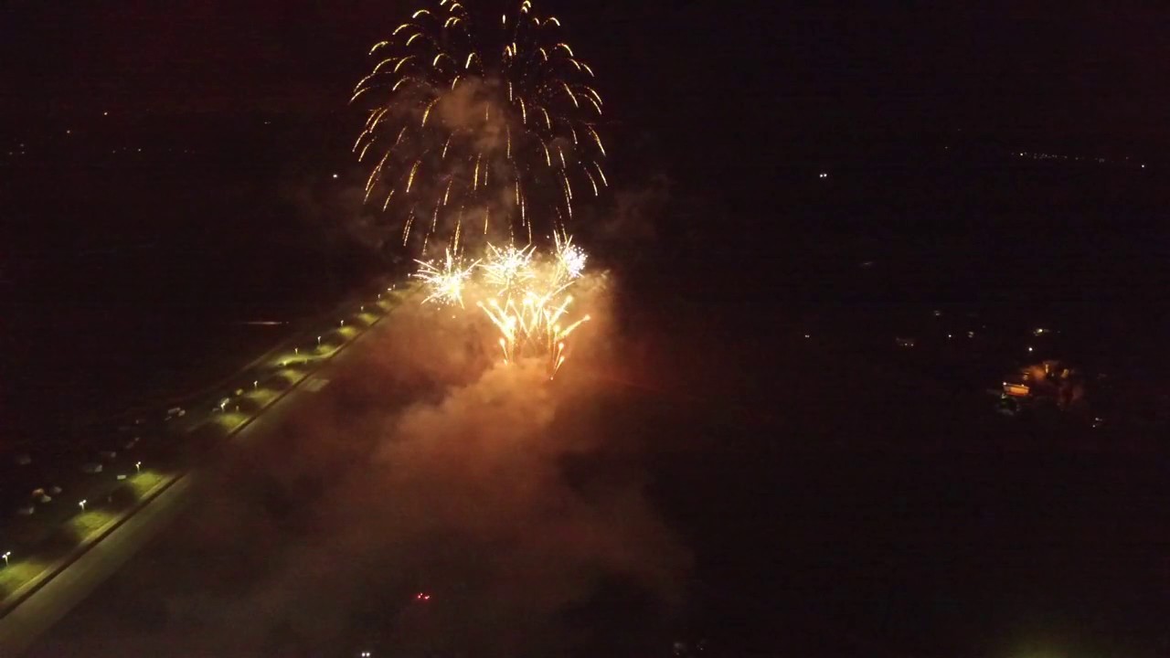 Fireworks at Santa Pod - YouTube