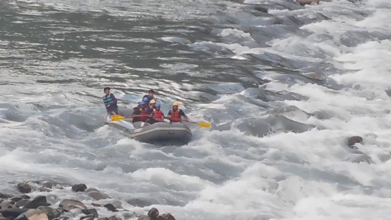 Teesta River - White water rafting - Sikkim Diaries - YouTube