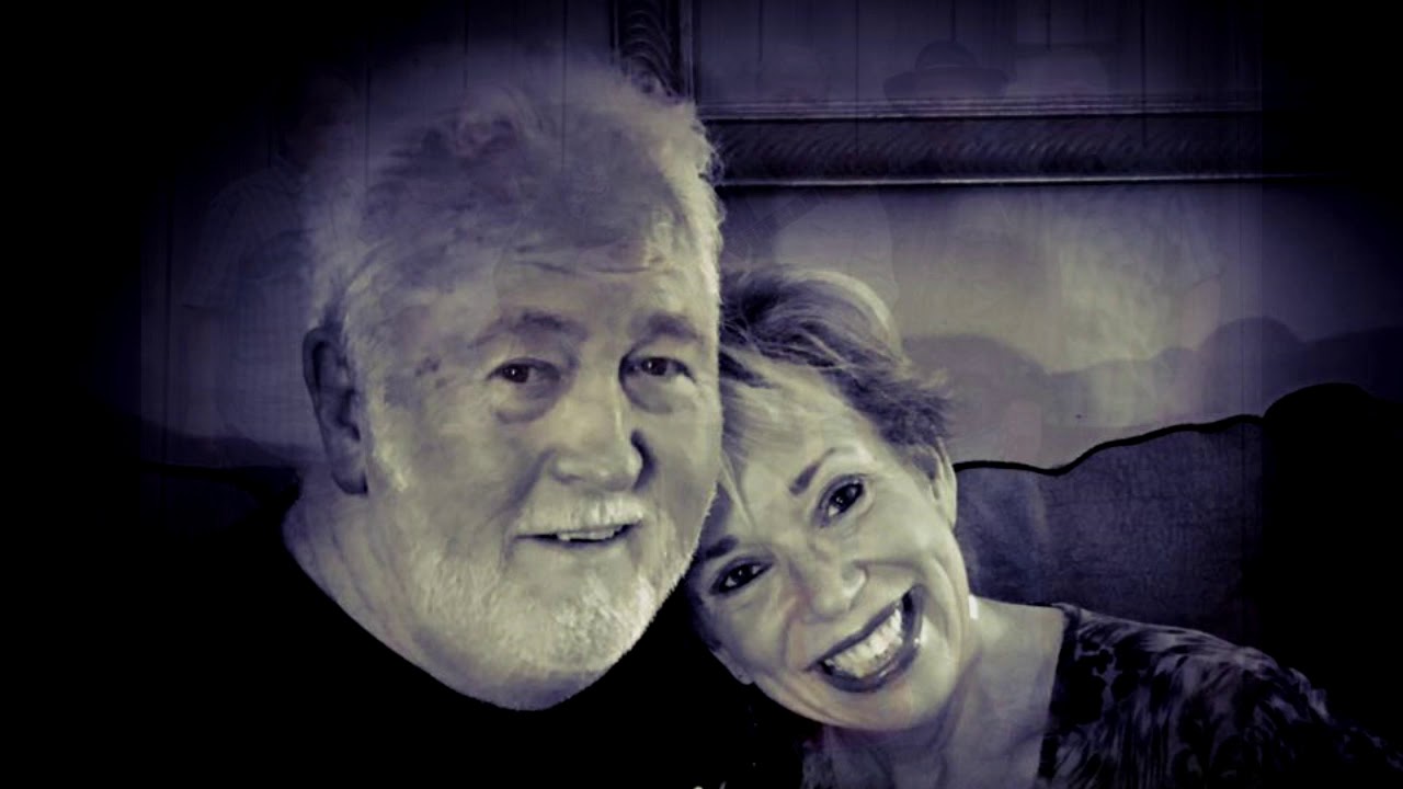 Smile - Mark Lyle - Tommy Dodd Tribute - YouTube