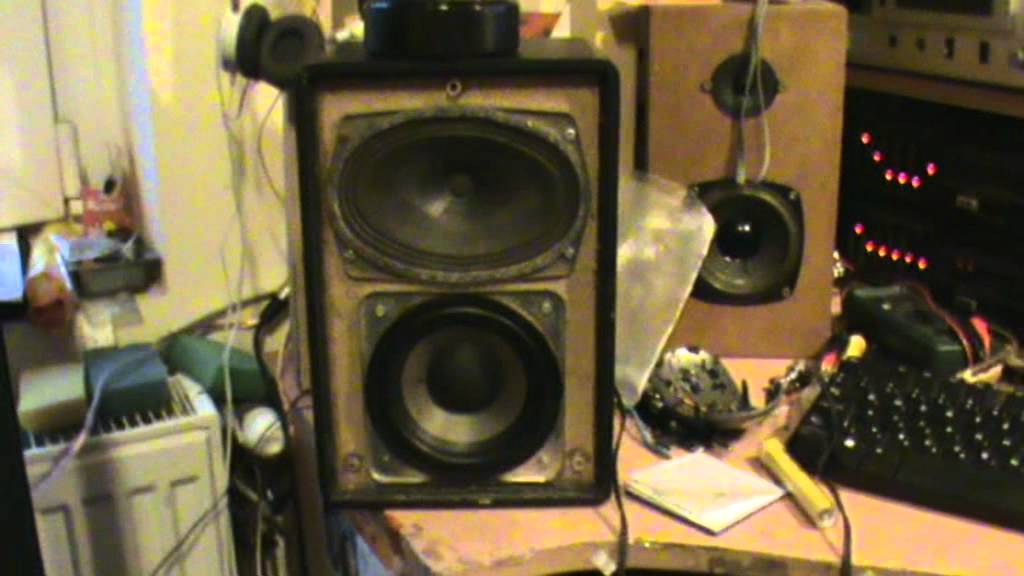 RFT Kompaktbox Testing - YouTube