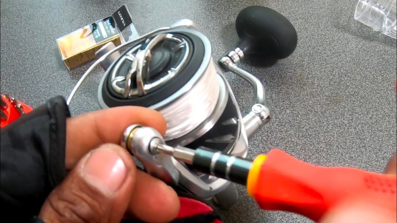 How to repair line roller for Shimano spinning reel | Diy line roller ...