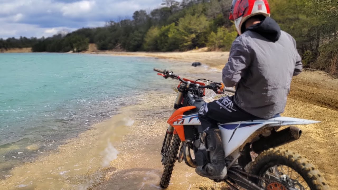 Riding dirt bikes near the cleanest water ever - YouTube