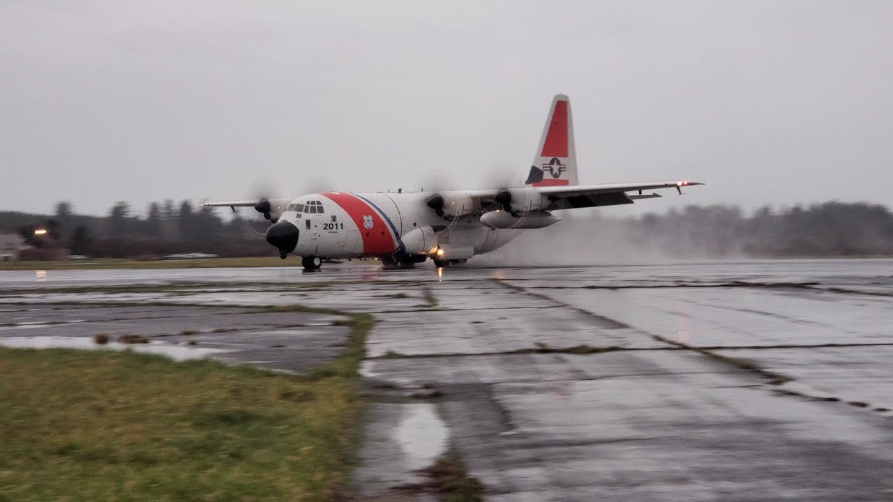 Coast Guard C-130 2011 Kodiak, landing. - YouTube