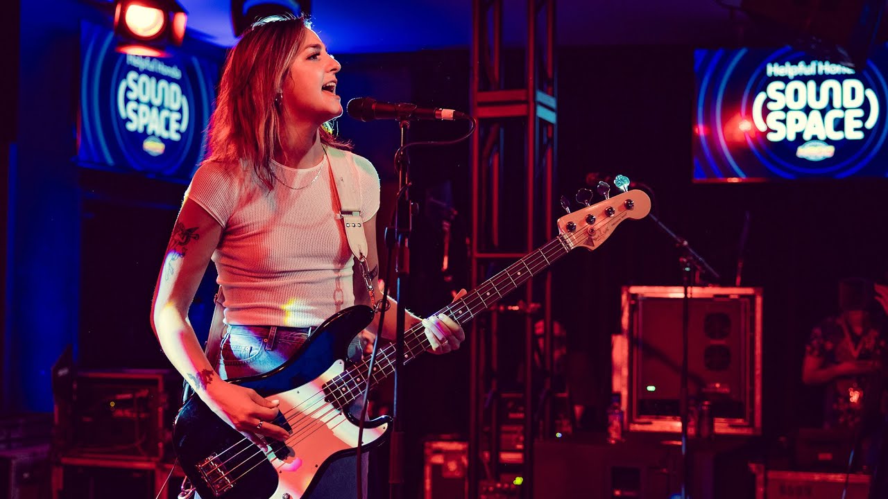 The Beaches - Blame Brett (Live from the KROQ Helpful Honda Sound Space ...