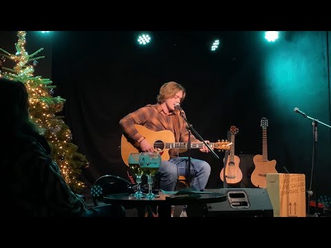Heaven Hurts - First Time Live (Coby Dallyn) - YouTube