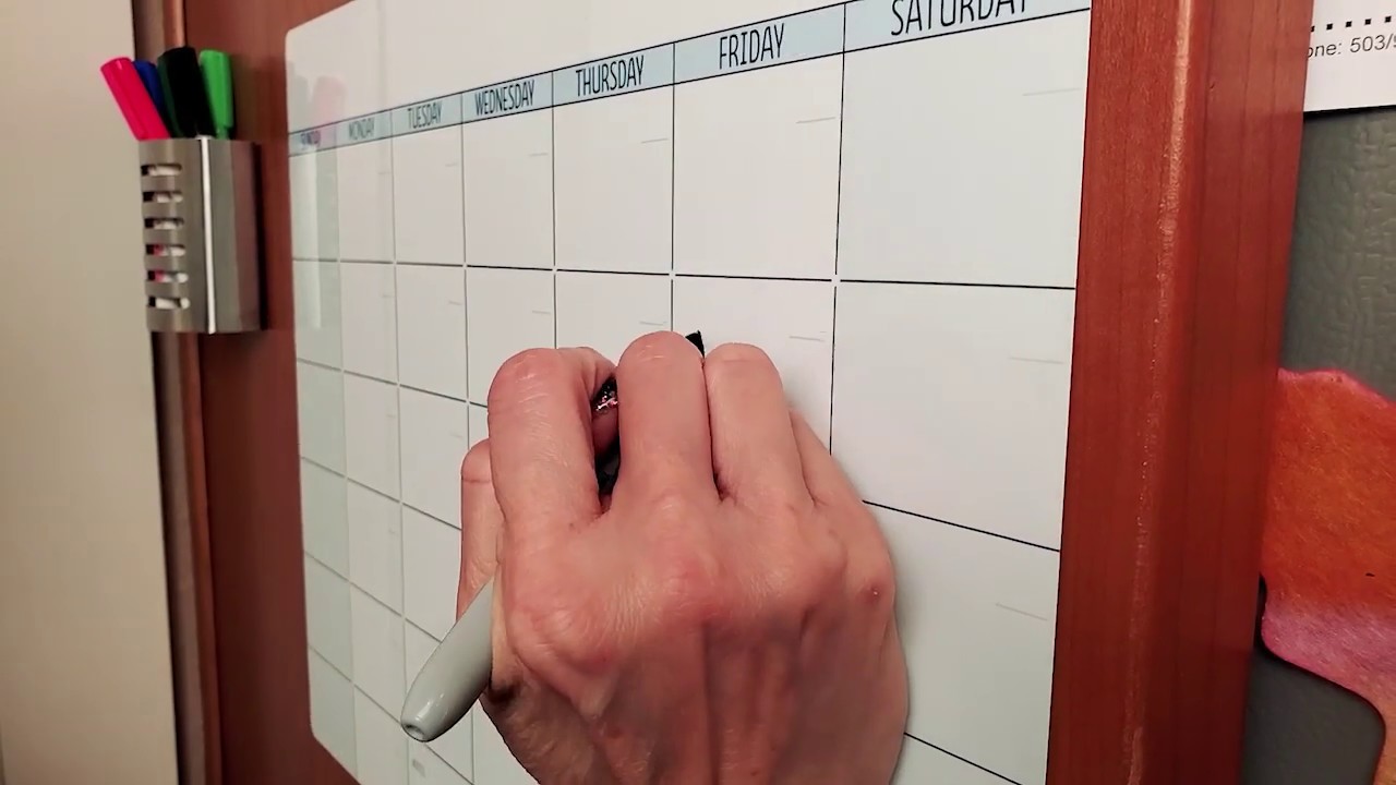 Prologue multi-surface dry erase calendar vs sharpie - YouTube
