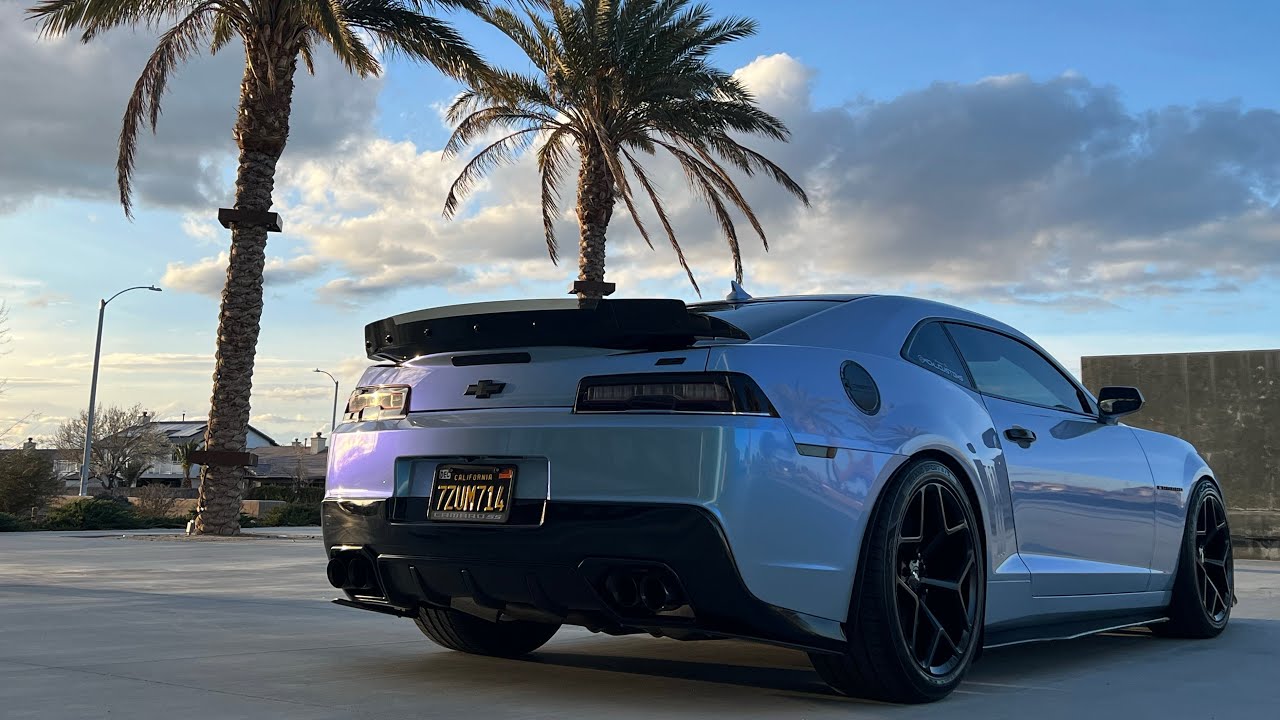 Azure Maya Blue wrap is 🔥 on this Camaro SS - YouTube
