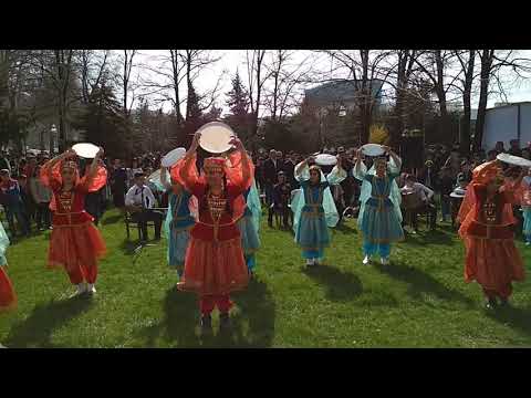 Qebele reqqas qizlar novruz bayrami