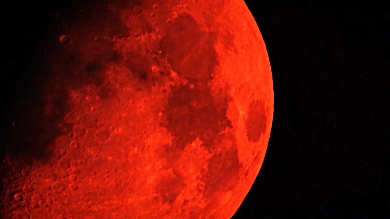 Incredible Red Moon Zoom With Nikon P1000! - YouTube