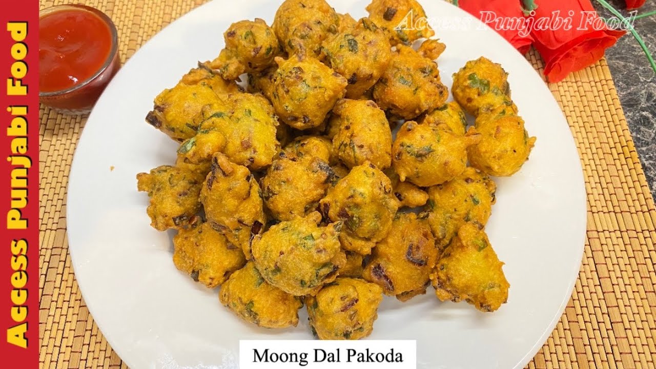 Moong Dal Pakoda Recipe | Moong Dal ke Pakode Kaise banaen - YouTube