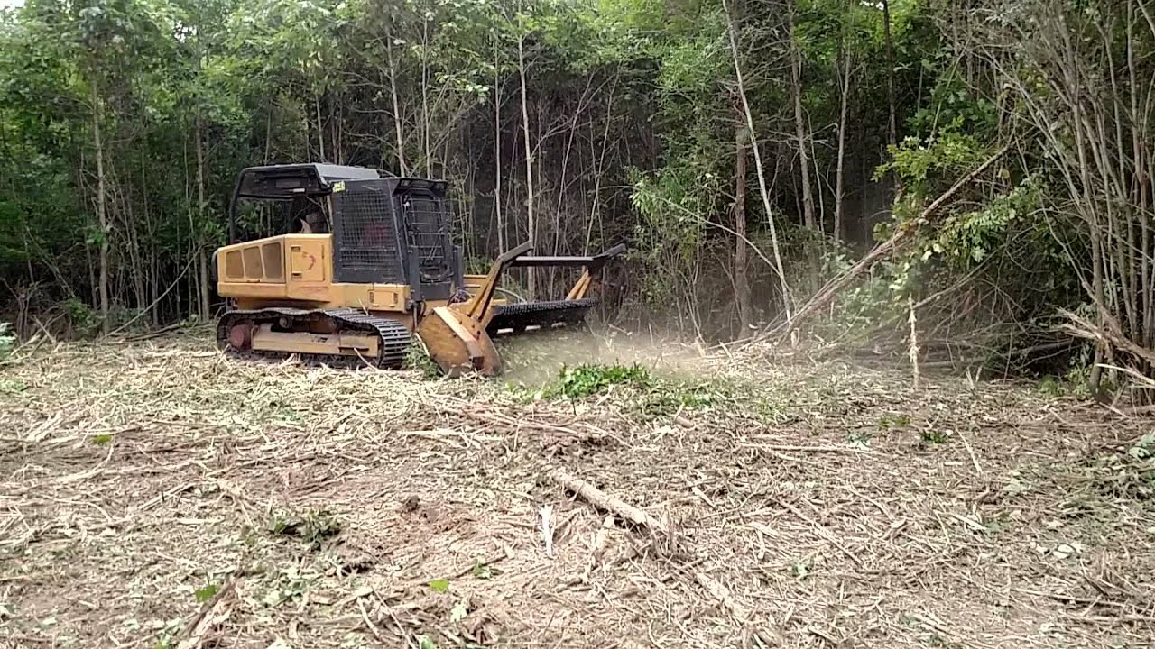 Massie Contracting Rayco C140 - YouTube