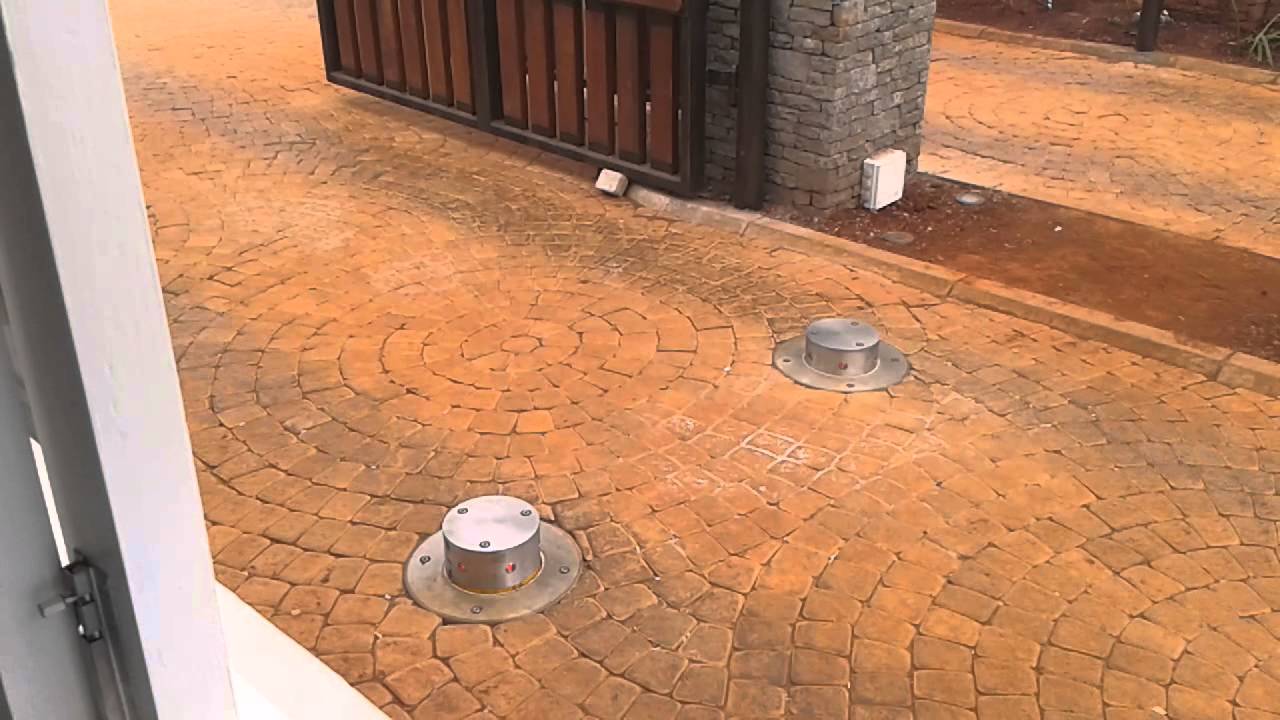 Alltech Vehicle Barriers and Turnstiles Solutions - BOUNDTECH - YouTube