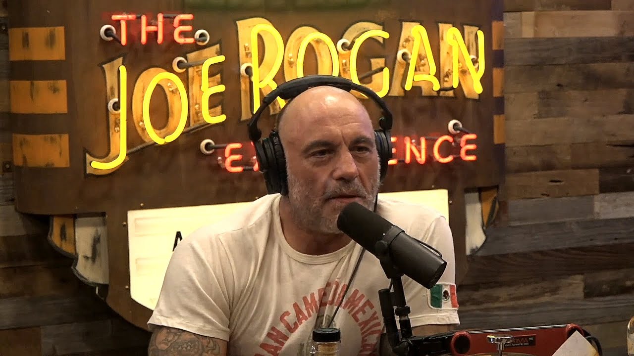 Joe Rogan: Obama Straight Up Lied About Trump! [Language, Smoking ...