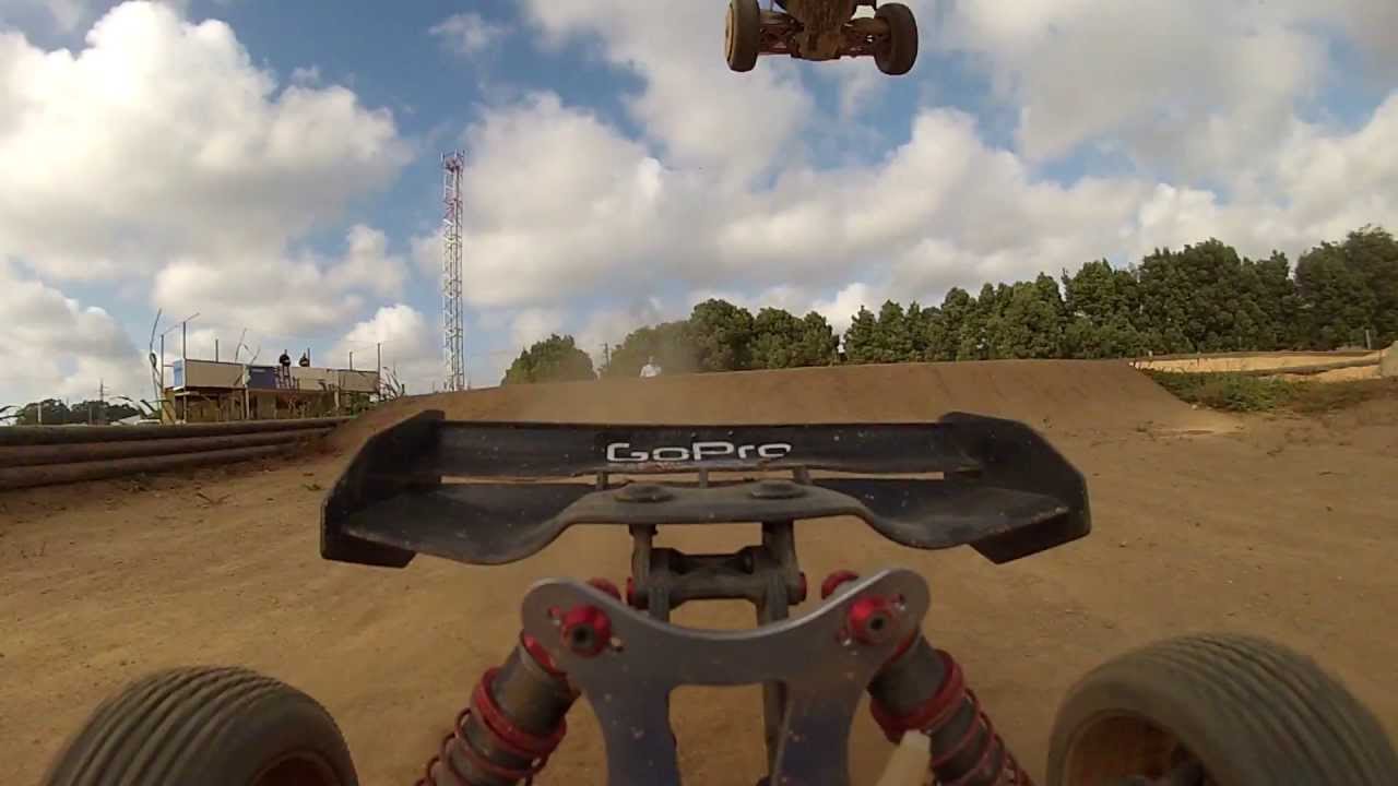 Nitro vs Brushless - metal inside - YouTube