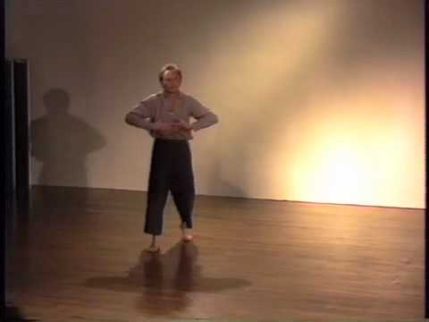 Julyen Hamilton Improv Dancer - YouTube