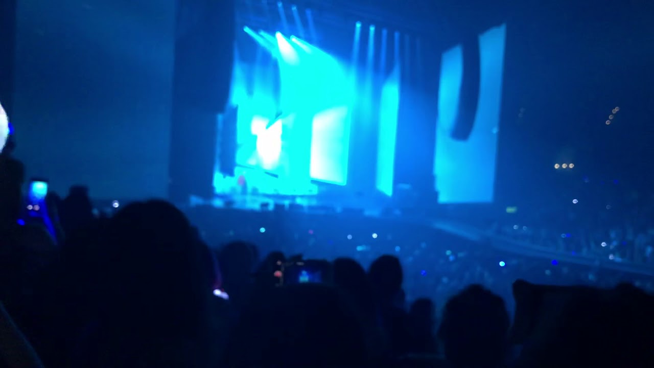 Singularity Live (Taehyung solo) BTS 9/5 - YouTube