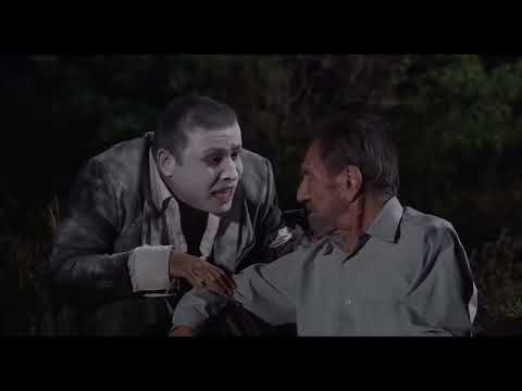 İçeri girdiğimde işemeli zıçmalı ayin yapıyorlardı