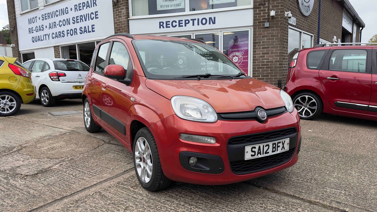 Fiat Panda 0.9 TwinAir Lounge Euro 5 (s/s) 5dr - YouTube