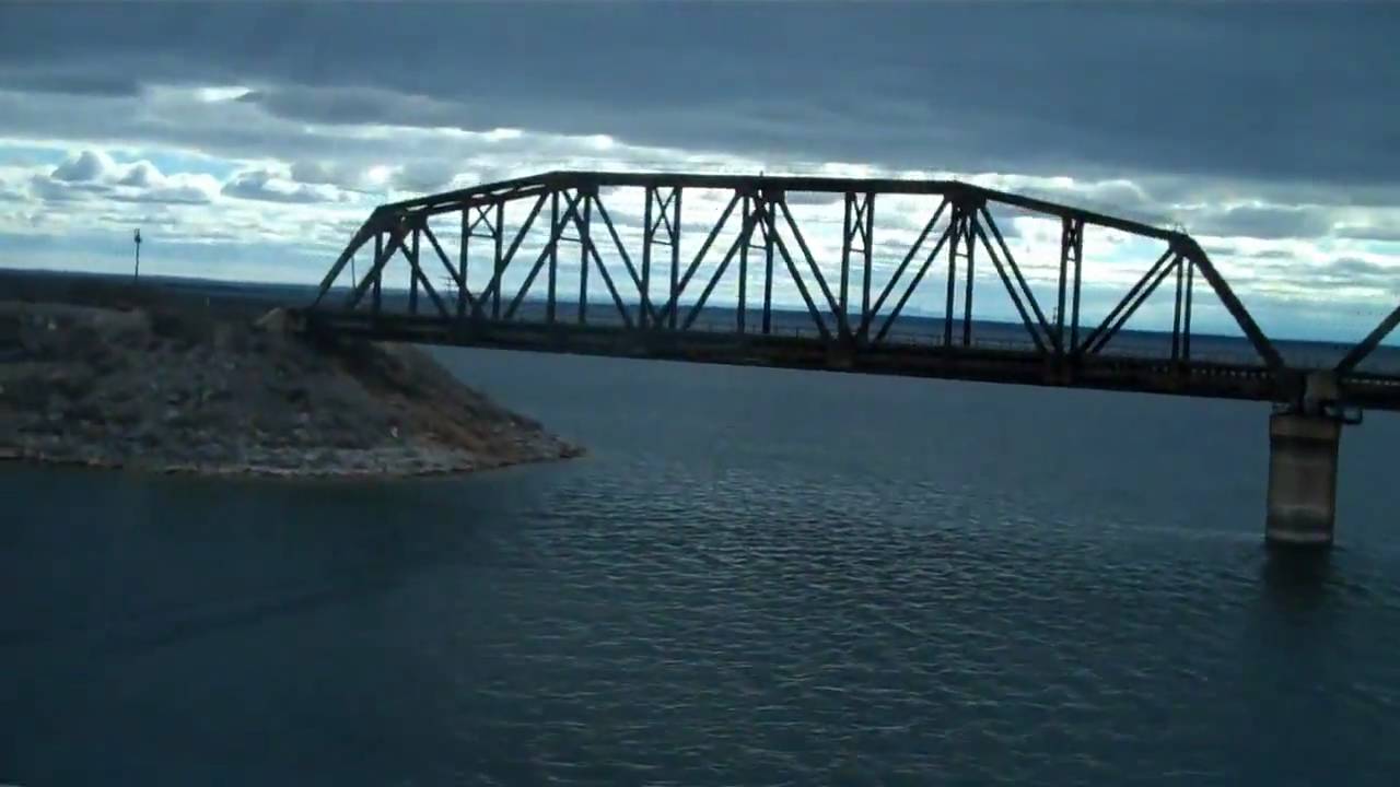 Lake and railroad bridge at Del Rio, Texas - YouTube