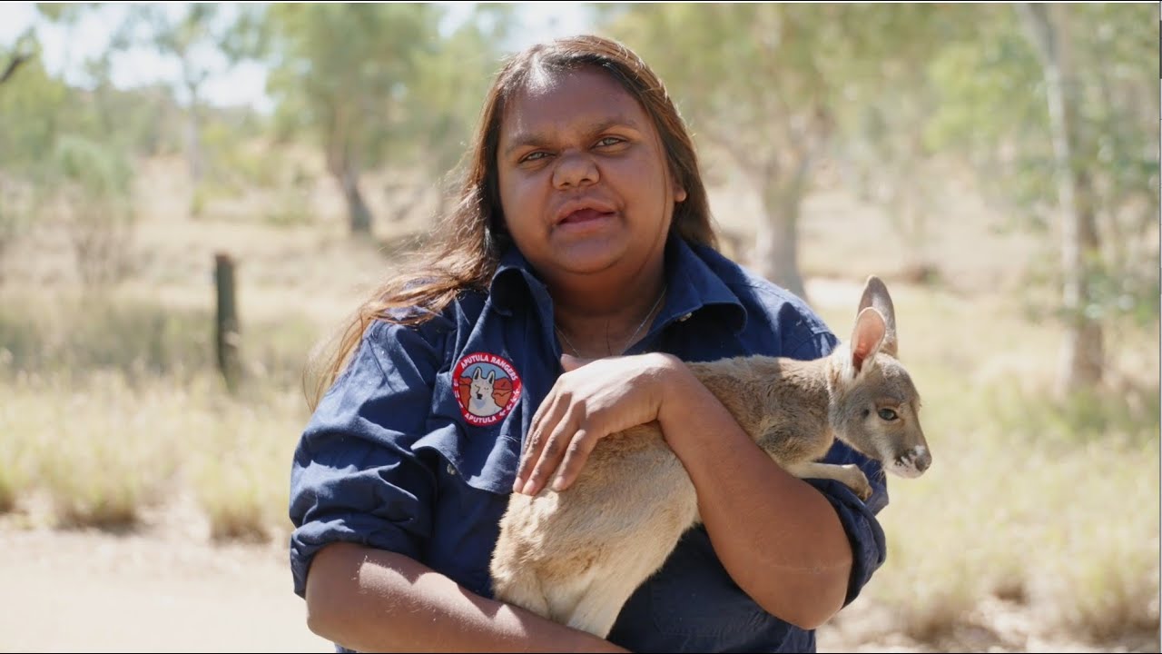 Kitana Shaw Aputula ranger says 'yes' to the Voice - YouTube