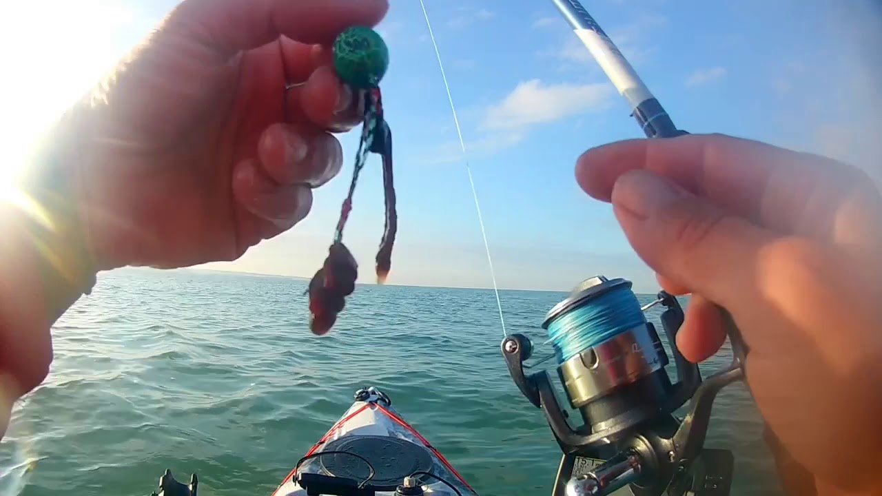 Comment Pêcher le MERLAN au leurre & tenya EN KAYAK de pêche - YouTube