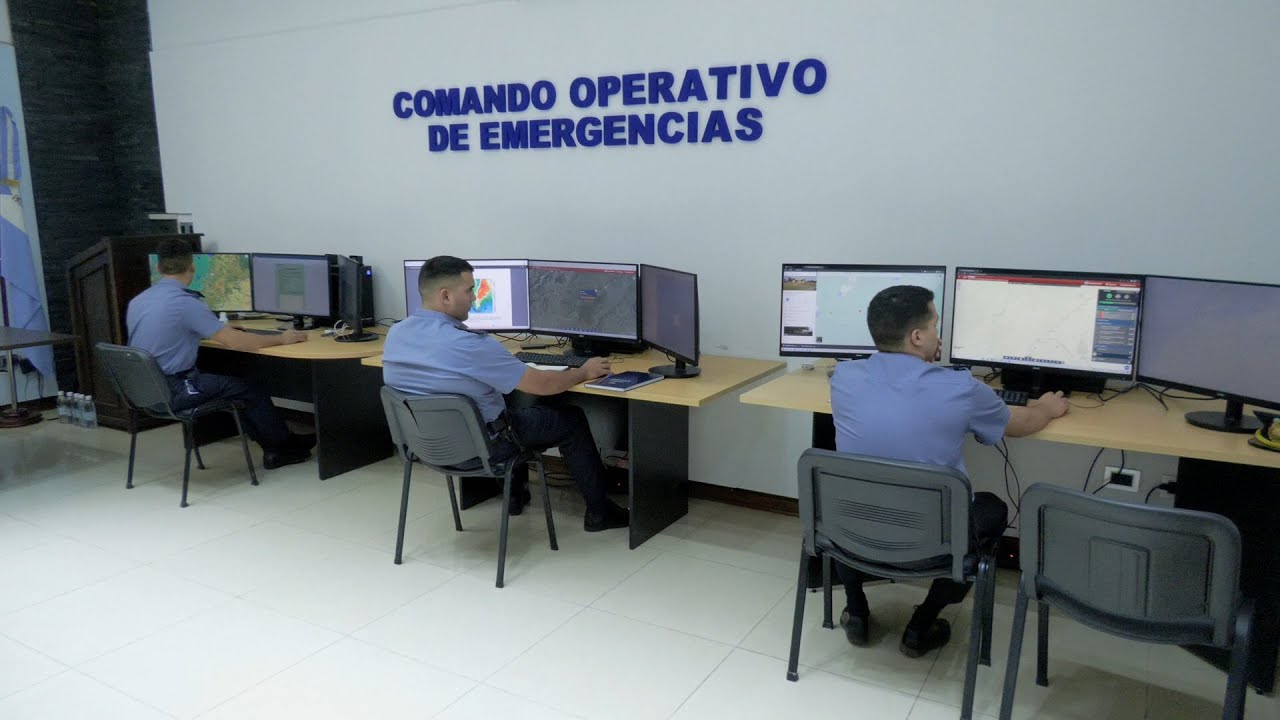 DESDE EL COMANDO OPERATIVO DE EMERGENCIA EN CORRIENTES, YA SE ...