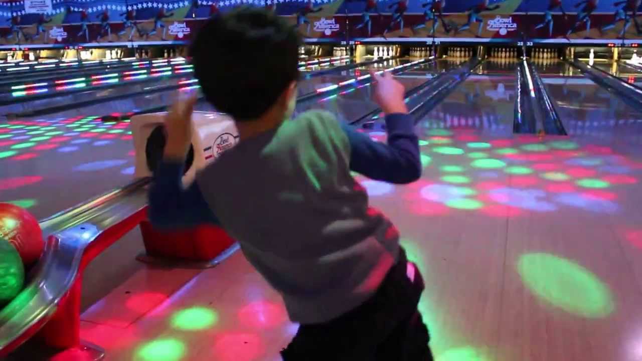 2014 02 14 Ten-pin Disco Bowling by Liam - YouTube