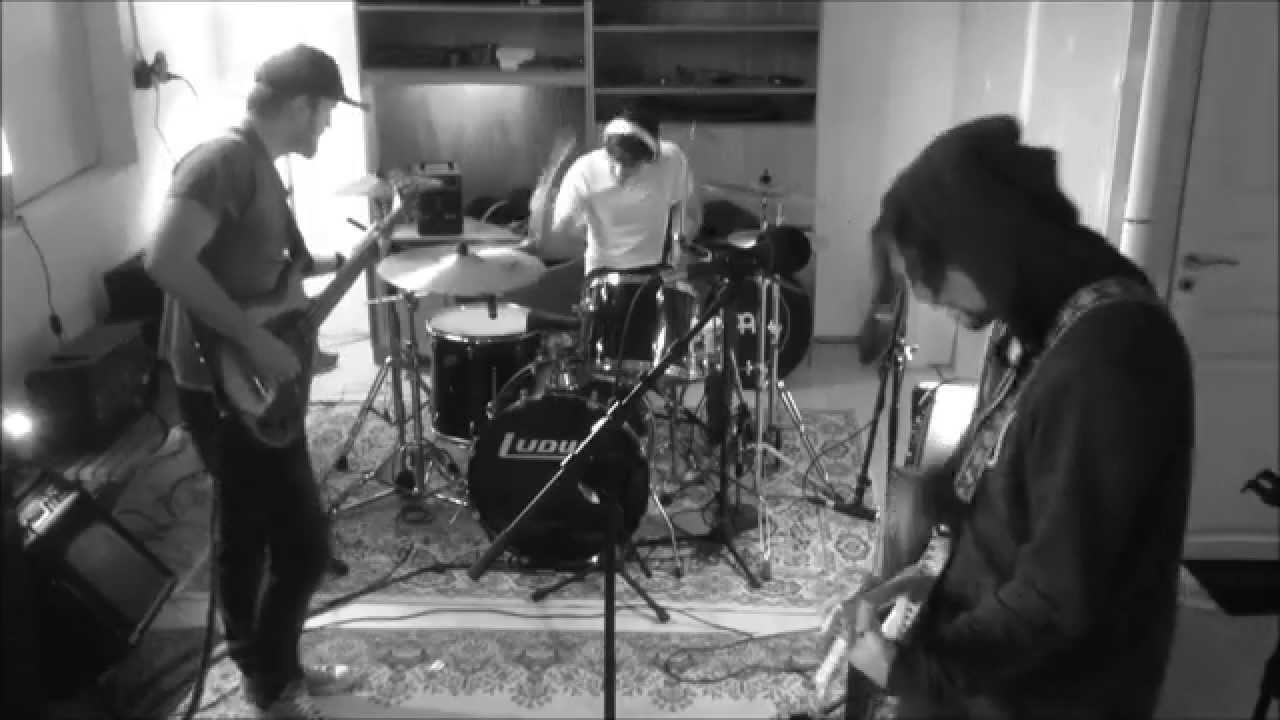 pooShine - Watch Me Burn - YouTube