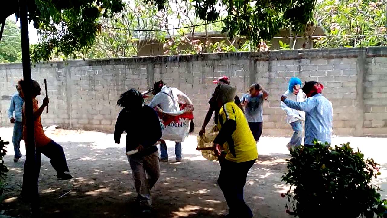 Tradiciones de comitancillo bioxhos - YouTube