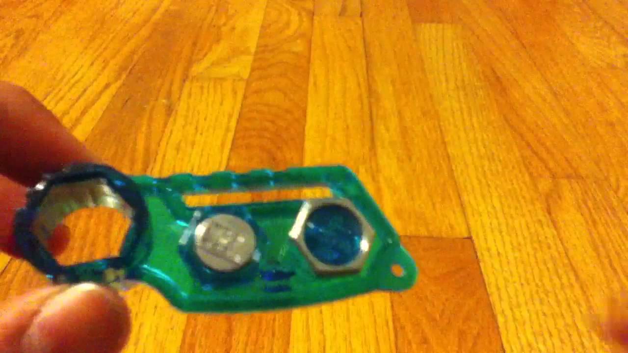 Metal Fight Beyblade 4D: MF2 Custom Version and DF105LRF Unboxing - YouTube