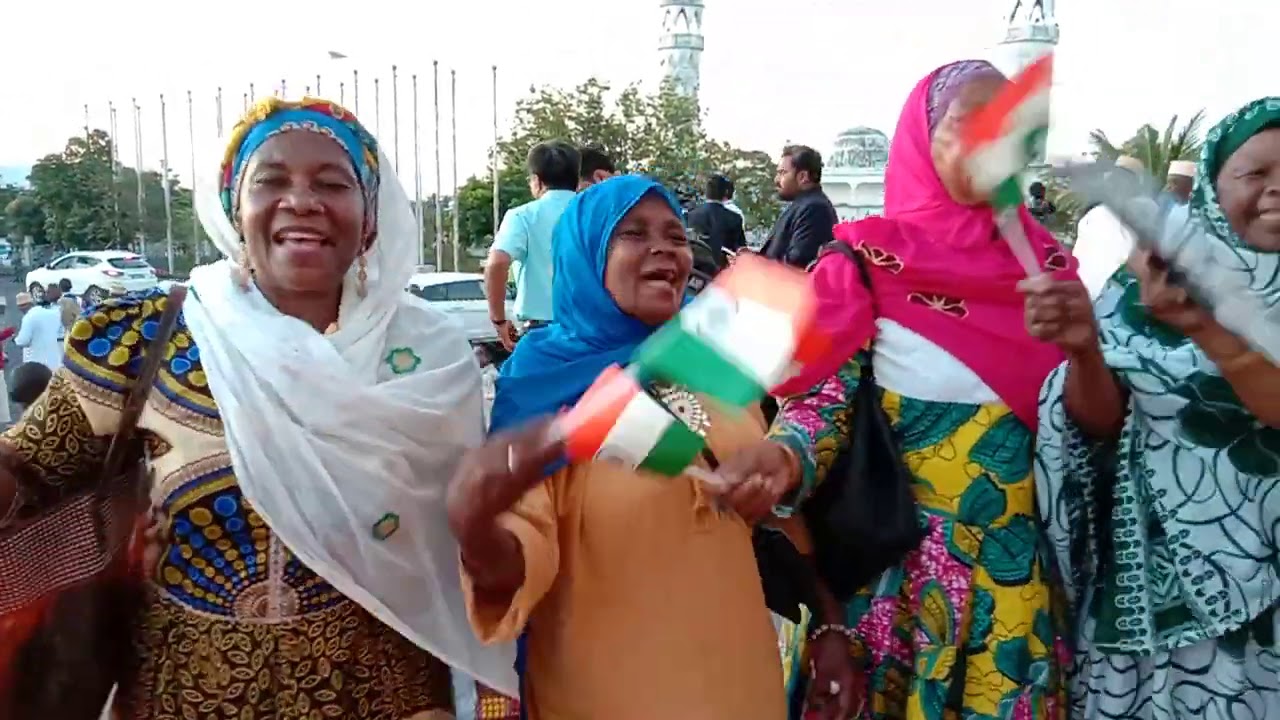 Comoros Island's Women are singing their traditional song in melodious ...