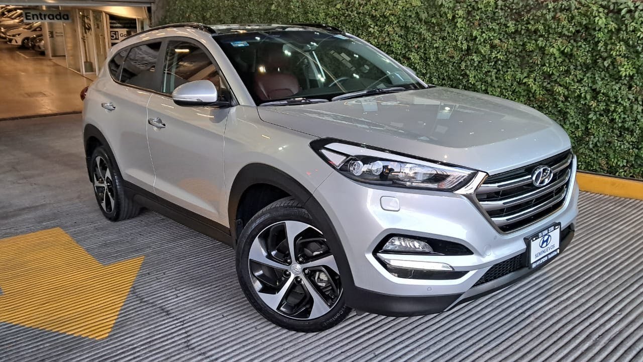 HYUNDAI TUCSON LIMITED TECH 2018| Seminuevos Hyundai Satélite - YouTube