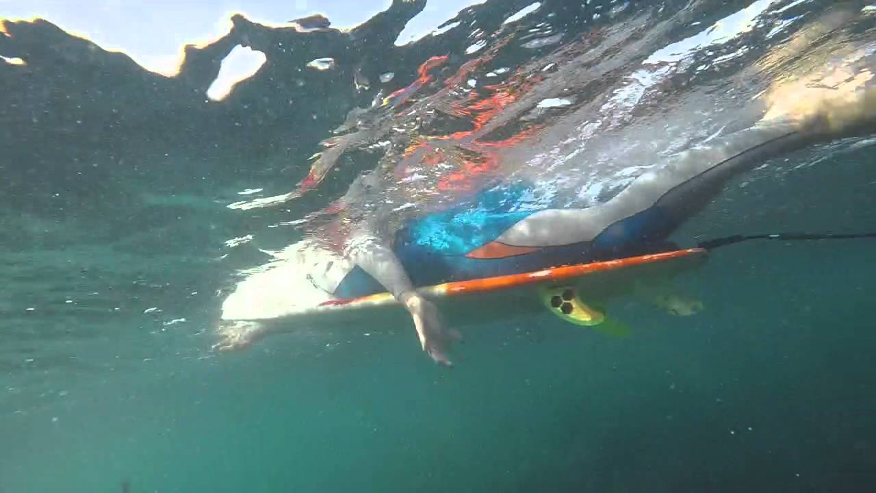 Surfing Maroubra Reef - Easter Saturday - YouTube