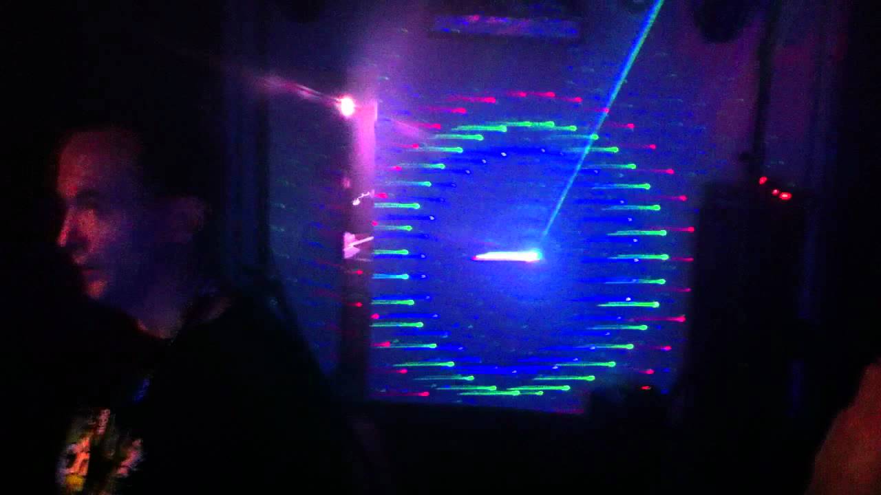 3D Spiro Laser - QTX Light - YouTube