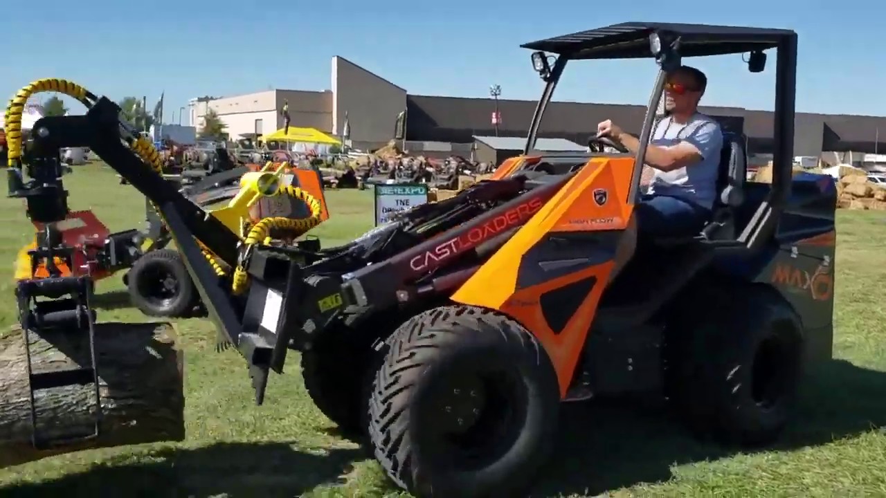 Maxo 57 loader - YouTube