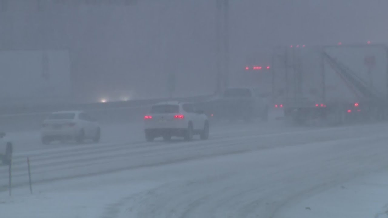Road conditions in Northwest Indiana as winter storm moves in - YouTube