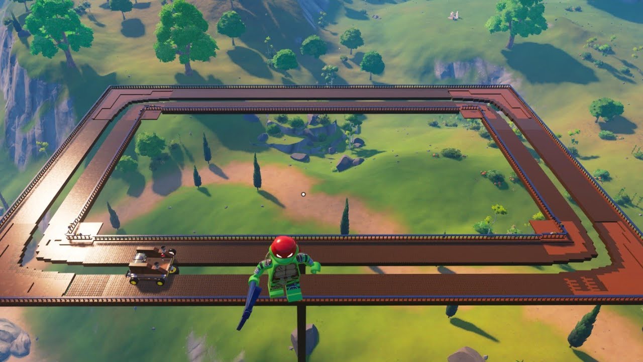 LOOPING TRAIN TRACK | Easy Turning Train For Lego Fortnite - YouTube