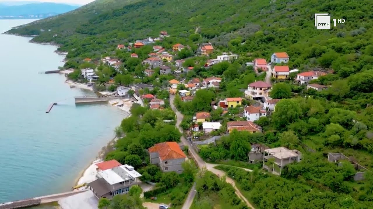 Zogaj, mes turizmit dhe investimeve, fshati piktoresk buzë liqenit të ...