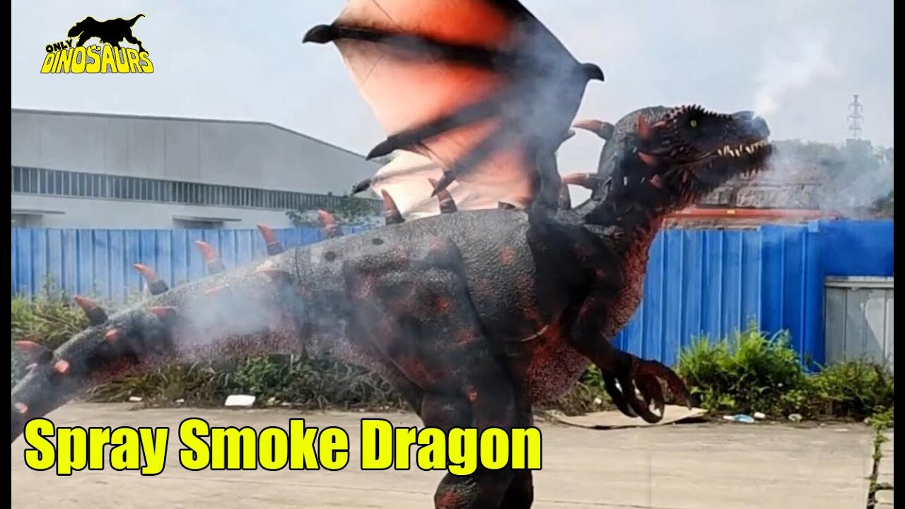 Amazing Fly Dragon: Spraying Smoke, Grabing Claw and Roar. - YouTube