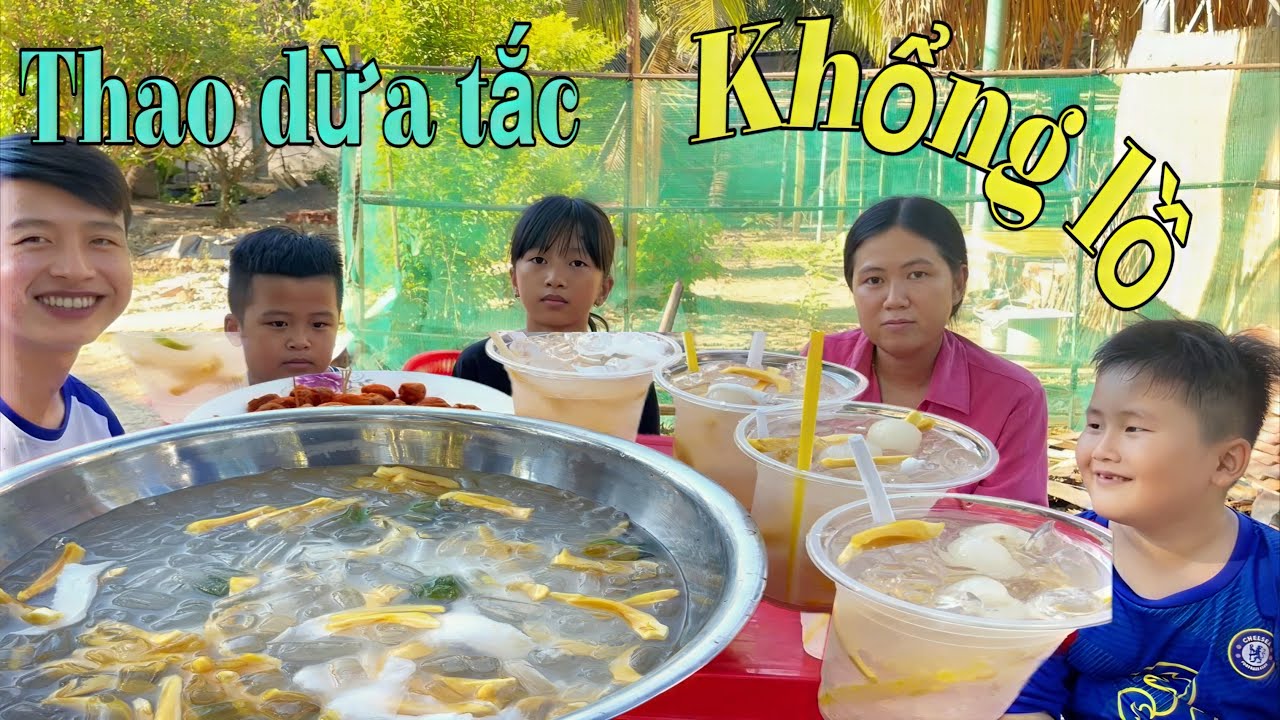 Giải Nhiệt Cơ Thể Cùng Thao Nước Dừa Tắc Siêu To Khổng Lồ Trong Ngày Hè Nắng Nóng Latkt Youtube