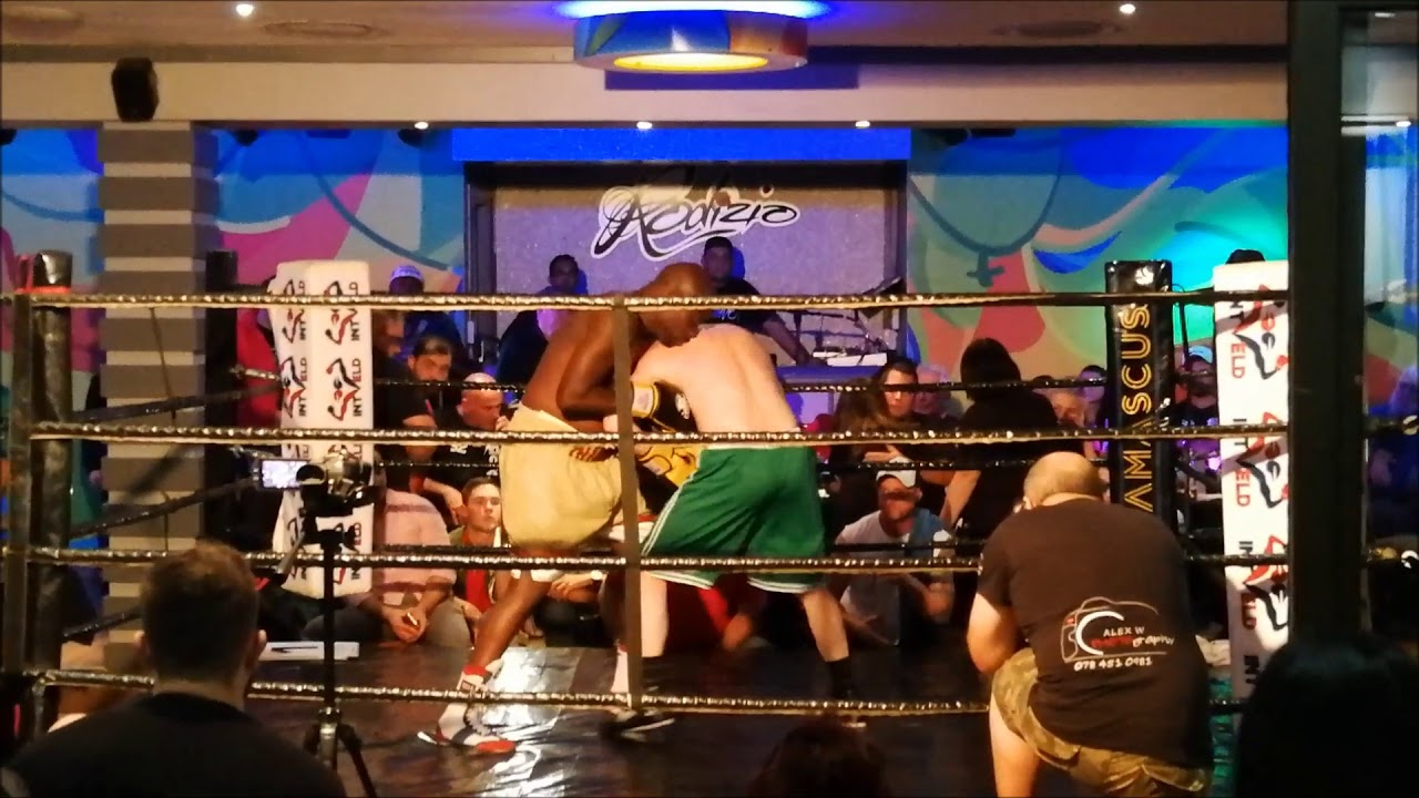 Cassius Baloyi vs Anton Gilmore - Exhibition Fight - YouTube