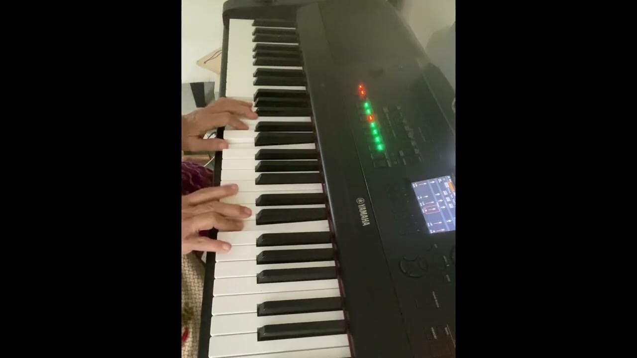Yamaha dgx670 cover Feliz Navidad (watch till the end) - YouTube