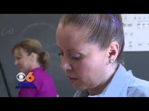 Art helps these women ‘escape’ Virginia prison - YouTube