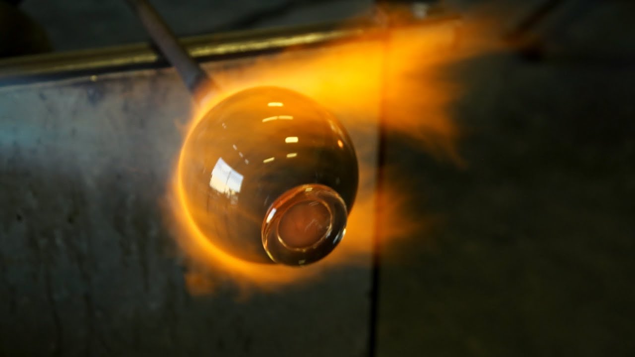 Caliente Hot Glass (Texas Country Reporter) - YouTube
