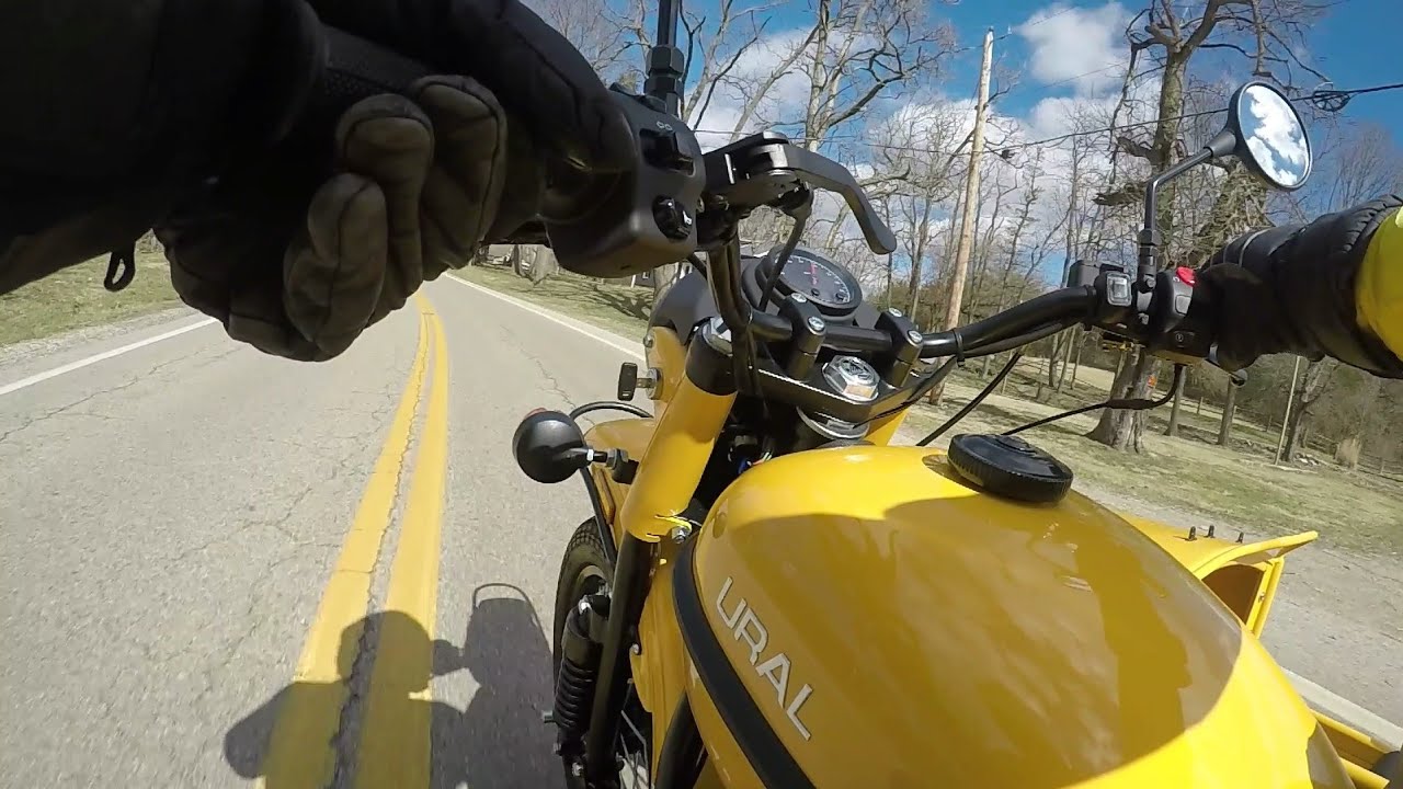 Ural Sidecar Cornering 25 mph curves at 55 mph on a 2WD Gear Up Gen 2 ...