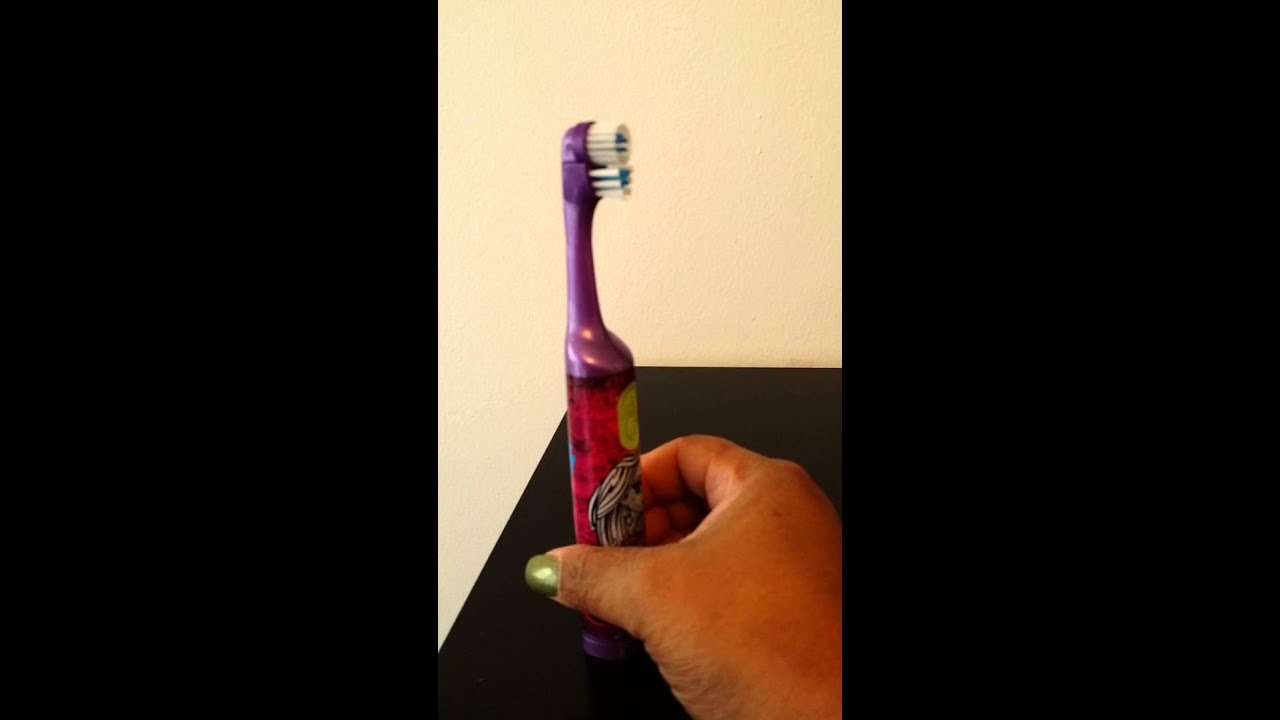 Colgate Talking Toothbrush Monster High - YouTube