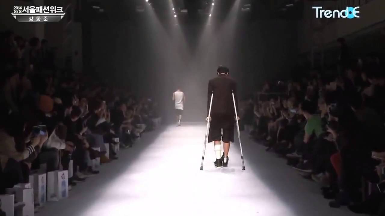 Park Jiwoon (박지운) 87mm D.GNAK By KANG.D 14SS - YouTube