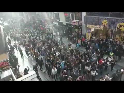 Dalga dalga yayılıyor: İzmir'de kadınlardan Las Tesis eylemi